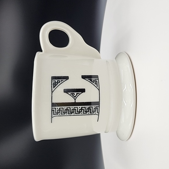 Anthropologie | Kitchen | Anthropologie Monogram Letter E Coffee Tea ...